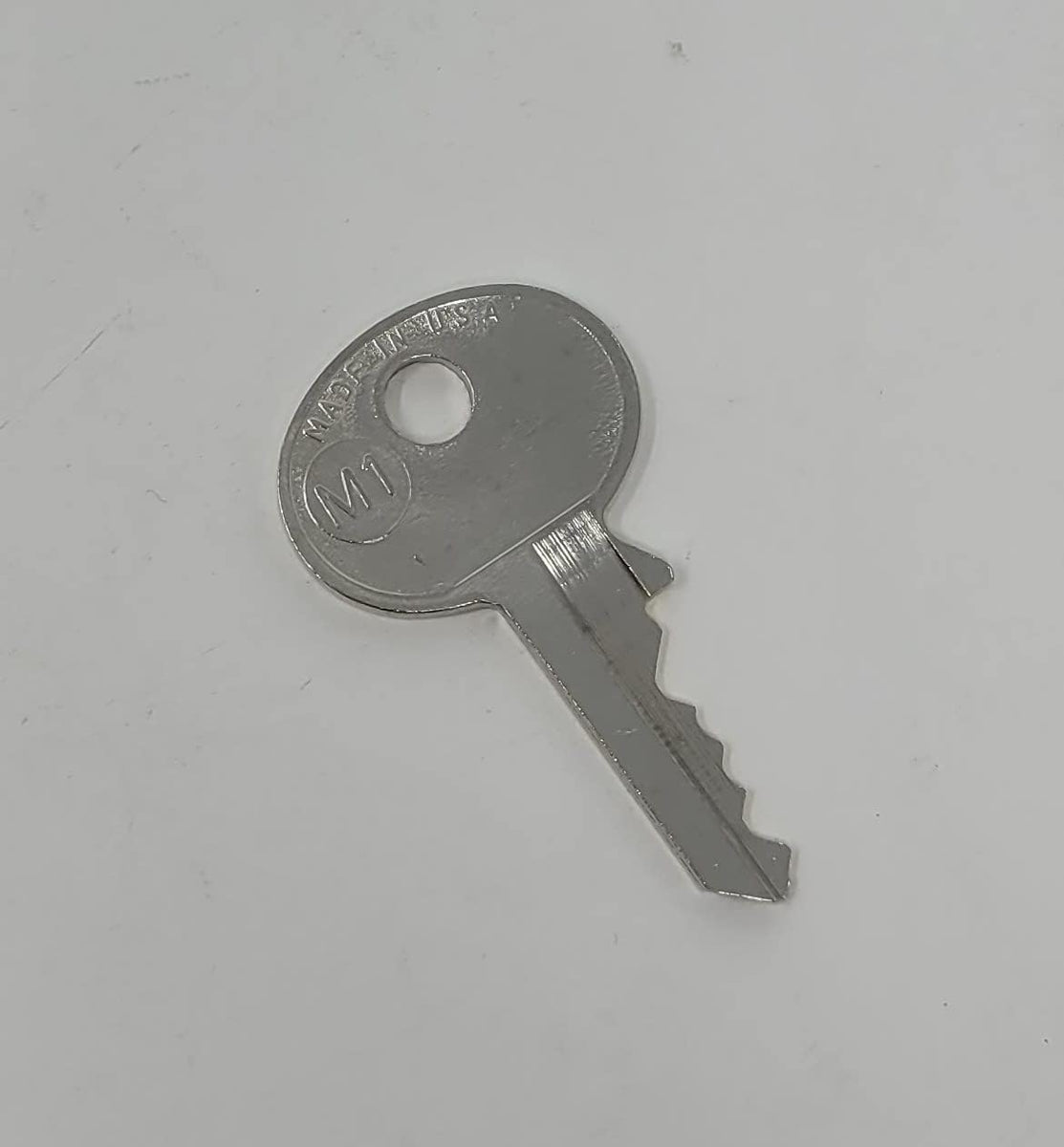 Replacement Key for Hands Off Fallboard Lock – In Tune Piano Supply